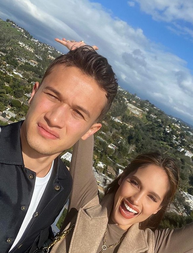 8 Foto Mesra Cinta Laura dan Pacar Gantengnya yang Lebih Muda 6 Tahun