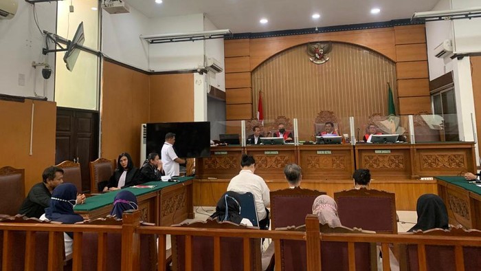 Majikan Penyiksa ART Siti Khotimah di Jaksel Divonis 4 Tahun Penjara Majikan Penyiksa ART Siti Khotimah di Jaksel Divonis 4 Tahun Penjara