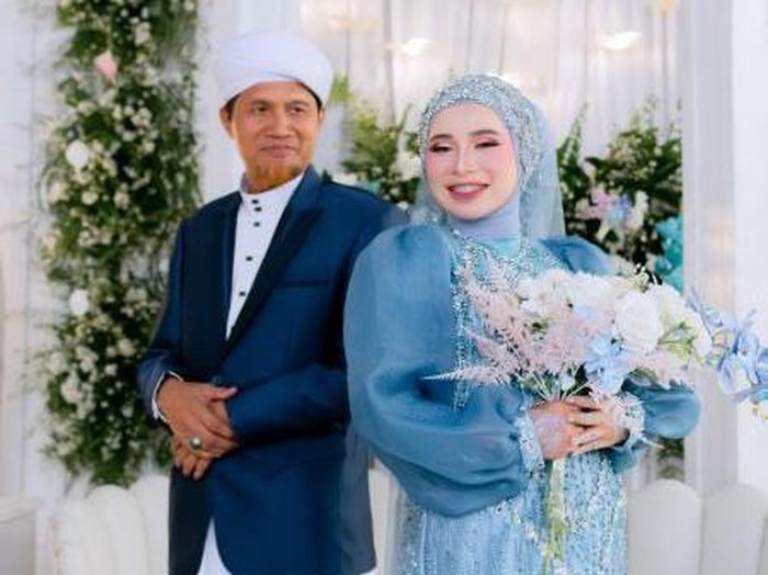 7 Potret Pernikahan Pasutri Beda Usia 34 Tahun, Suamiku Teman Ayahku