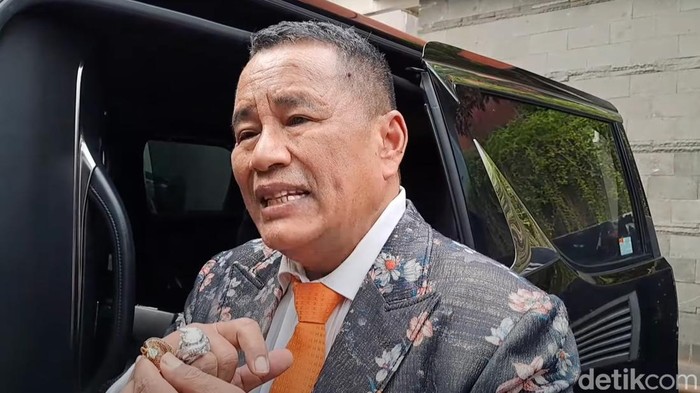 Hotman Paris Bakal Datang ke Debat Capres Dukung Prabowo-Gibran Hotman Paris Bakal Datang ke Debat Capres Dukung Prabowo-Gibran