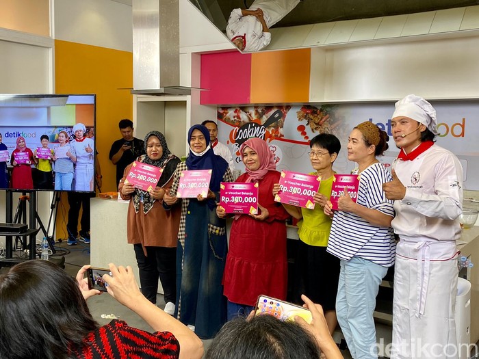 Potret Meriahnya Cooking Class 5 Menu Restoran Bareng Chef Muto