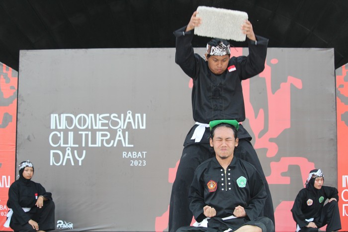 Potret Pelajar Indonesia Pamerkan Ragam Budaya Nusantara di Maroko