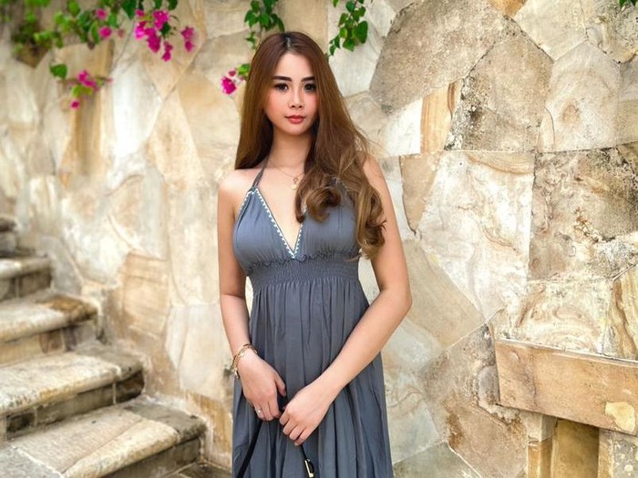 6 Penampilan Terkini Sherin Adiwilaga Usai Berhasil Defisit Kalori