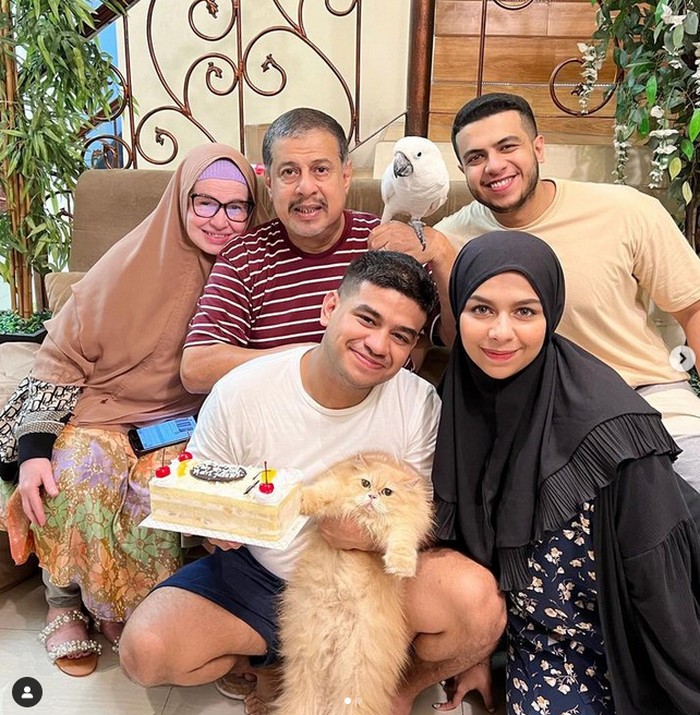 Keseruan Yislam Jaidi, Kakak Fadil Jaidi yang Doyan Nasgor dan Gudeg