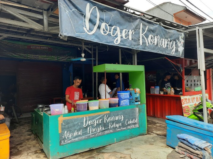 Dingin Manis! 20 Es Doger Rp 5.000 an Ada di Sini!
