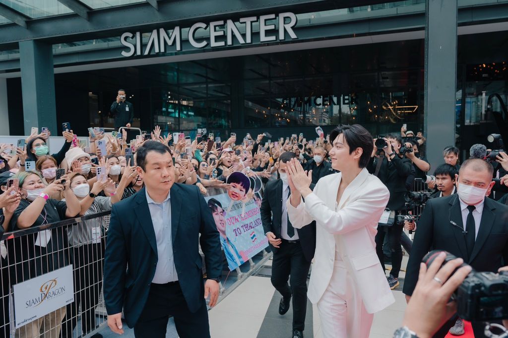 Lee Min Ho Tampil Dengan Pipi Chubby Di Thailand Bikin Netizen Pangling