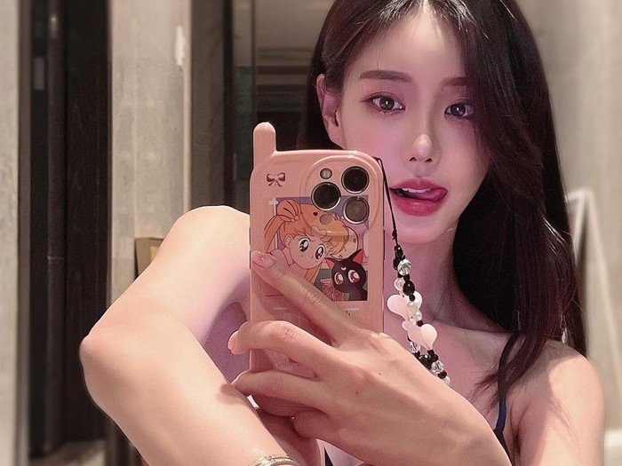 10 Potret Kim Si Won KPoper yang Heboh Disawer Rp 9 M Setelah Jadi BJ