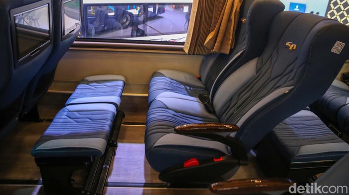 Begini Kerennya Wujud Adiputro Jetbus 5 di GIIAS 2023