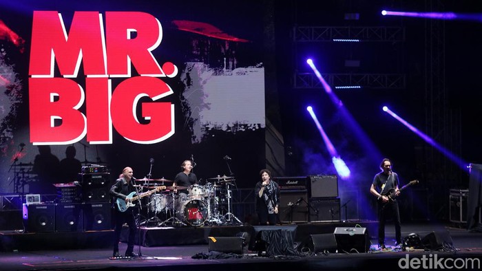 Konser Mr. Big di The 90's Festival Hibur Para Fans Indonesia