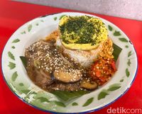 Ruma Nasi : Ada Nasi Rames Tradisional dan Asia di Warteg Ini