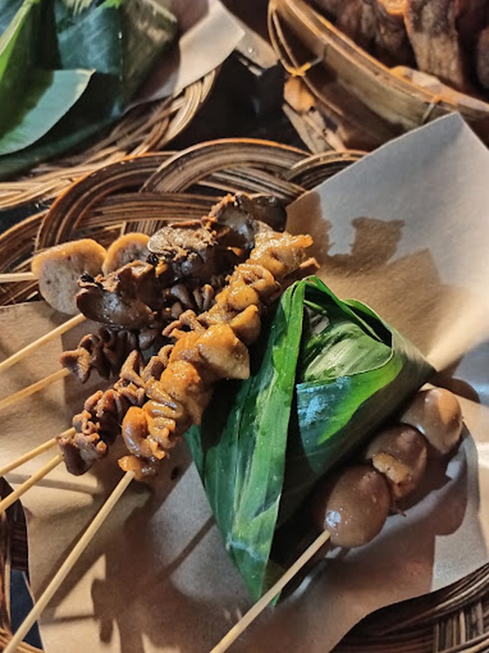 20 Angkringan dengan Menu Murah Meriah Ada di Sini!