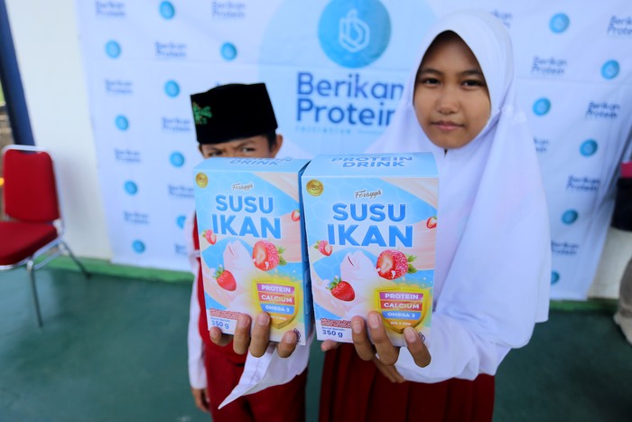 Mengenal Susu Ikan yang Punya Keunggulan Nutrisi Ini Dibanding Susu Sapi Mengenal Susu Ikan yang Punya Keunggulan Nutrisi Ini Dibanding Susu Sapi