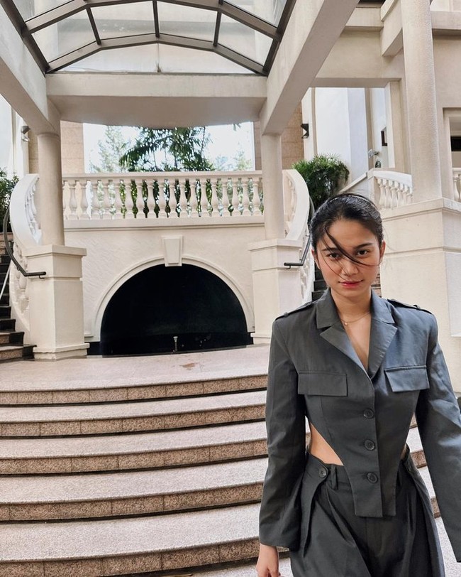 8 Potret Anak Anggota DPR yang Akan Dinikahi Pemain Bola Pratama Arhan