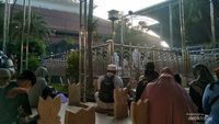 Wisata Religi Wali Limo di Jawa Timur