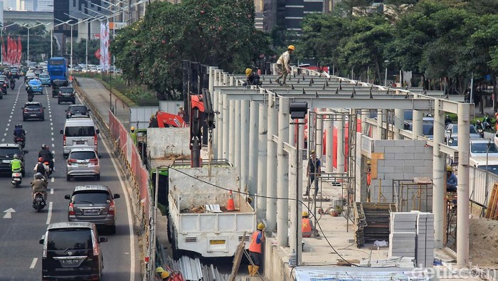 Progres Terkini Revitalisasi Halte Bus Transjakarta di Jalan Sudirman