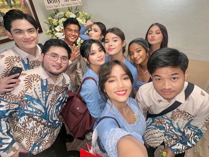 Momen Seru Azizah Putri Andre Rosiade Bareng Bestie Bridal Shower-Nikah Momen Seru Azizah Putri Andre Rosiade Bareng Bestie Bridal Shower-Nikah
