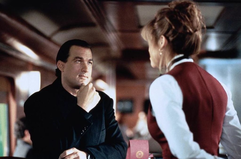 Sinopsis Under Siege 2 Film Steven Seagal Di Bioskop Trans Tv
