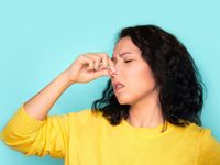 12 Cara Mengatasi Hidung Tersumbat dengan Alami dan Obat