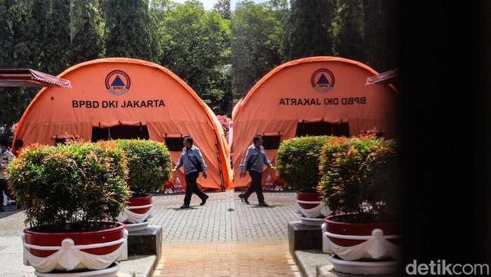 Ratusan Korban Kebakaran Gang Kober Mengungsi Di Kantor Walkot Jakpus