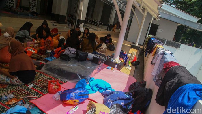 Ratusan Korban Kebakaran Gang Kober Mengungsi Di Kantor Walkot Jakpus