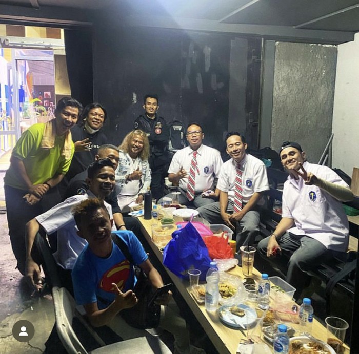 Seru! Momen Denny Cagur Makan Bareng Marshel hingga Luna Maya