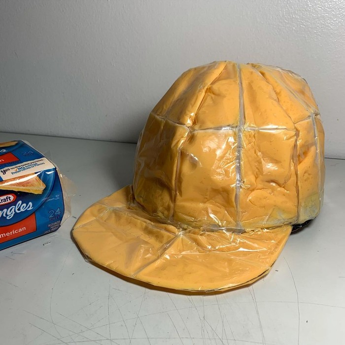 Unik! 10 Kreasi Topi yang Terinspirasi dari Makanan