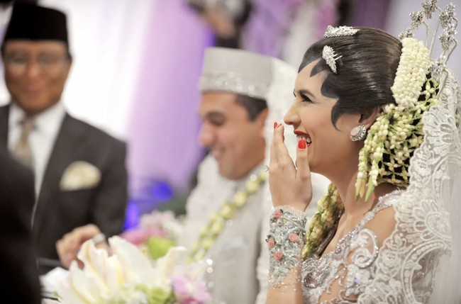 7 Inspirasi Pernikahan Artis Adat Betawi, Bintang Emon Hingga Chua Kotak