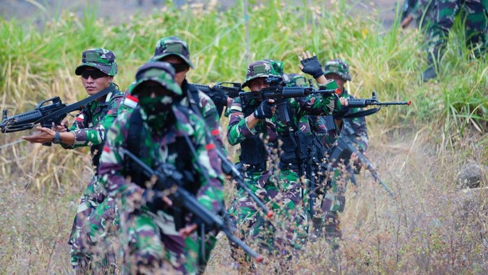 Melihat Pasukan TNI dan AS Lakukan Latihan Penyergapan