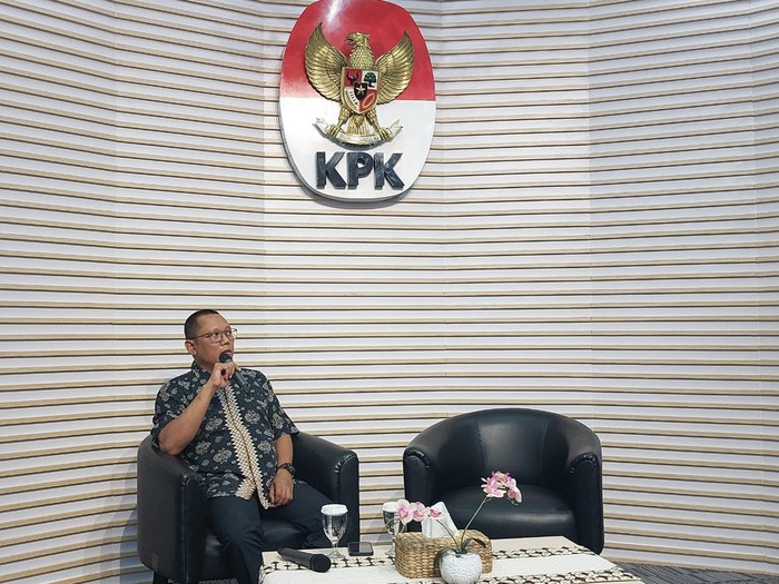 Polda Metro Panggil Lagi Direktur Dumas KPK 16 Oktober Polda Metro Panggil Lagi Direktur Dumas KPK 16 Oktober