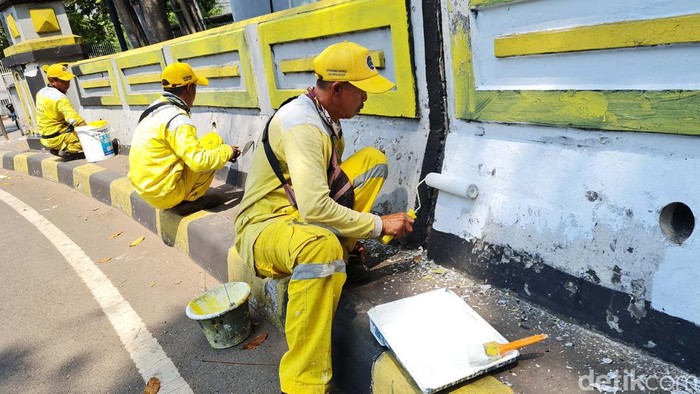 Biar Kinclong, Jembatan Sumenep Jakarta Dicat Ulang Biar Kinclong, Jembatan Sumenep Jakarta Dicat Ulang