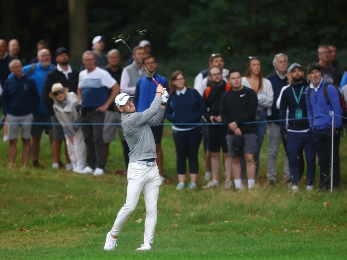 Gareth Bale Asyik Main Golf Setelah Pensiun, Begini Aksinya