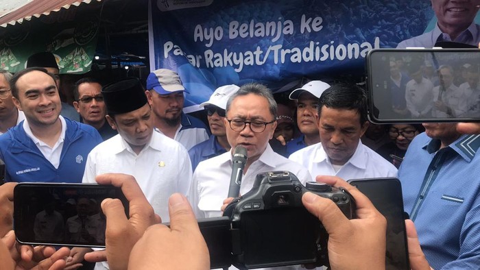 Mendag Tinjau Pembangunan Pasar Palapa di Pekanbaru Mendag Tinjau Pembangunan Pasar Palapa di Pekanbaru