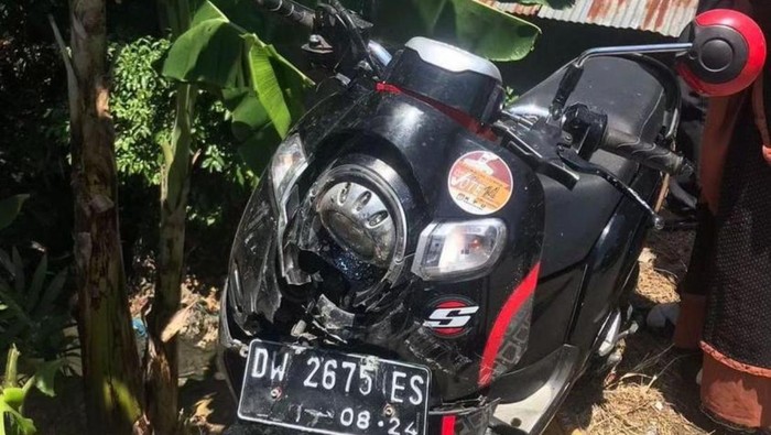 Pemotor Wanita di Bone Tewas Usai Tabrak Pembatas Jembatan Pemotor Wanita di Bone Tewas Usai Tabrak Pembatas Jembatan