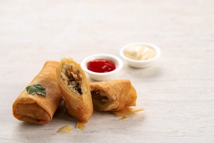 20 Lumpia khas Semarang yang Padat Ada di Sini
