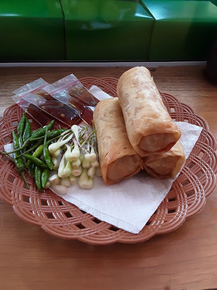 20 Lumpia khas Semarang yang Padat Ada di Sini