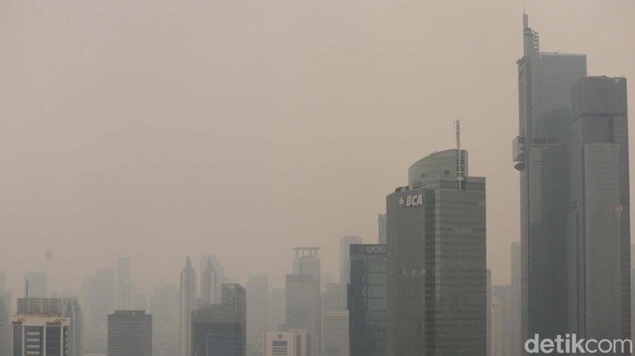 Bahaya! Jakarta Kota Paling Polusi di Dunia Hari Ini