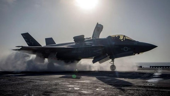 Harga dan Spesifikasi Jet Tempur F-35B Milik AS yang Sempat Hilang Harga dan Spesifikasi Jet Tempur F-35B Milik AS yang Sempat Hilang