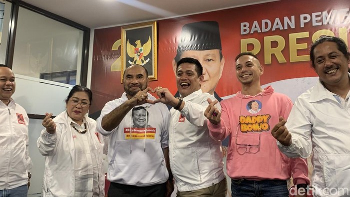 Sambangi Relawan Prabowo, Projo Buka Rahasia Menangkan Jokowi di Pilpres Sambangi Relawan Prabowo, Projo Buka Rahasia Menangkan Jokowi di Pilpres