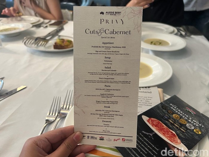 Daging Sapi Australia Berkualitas Ditawarkan di Restoran Mewah Ini