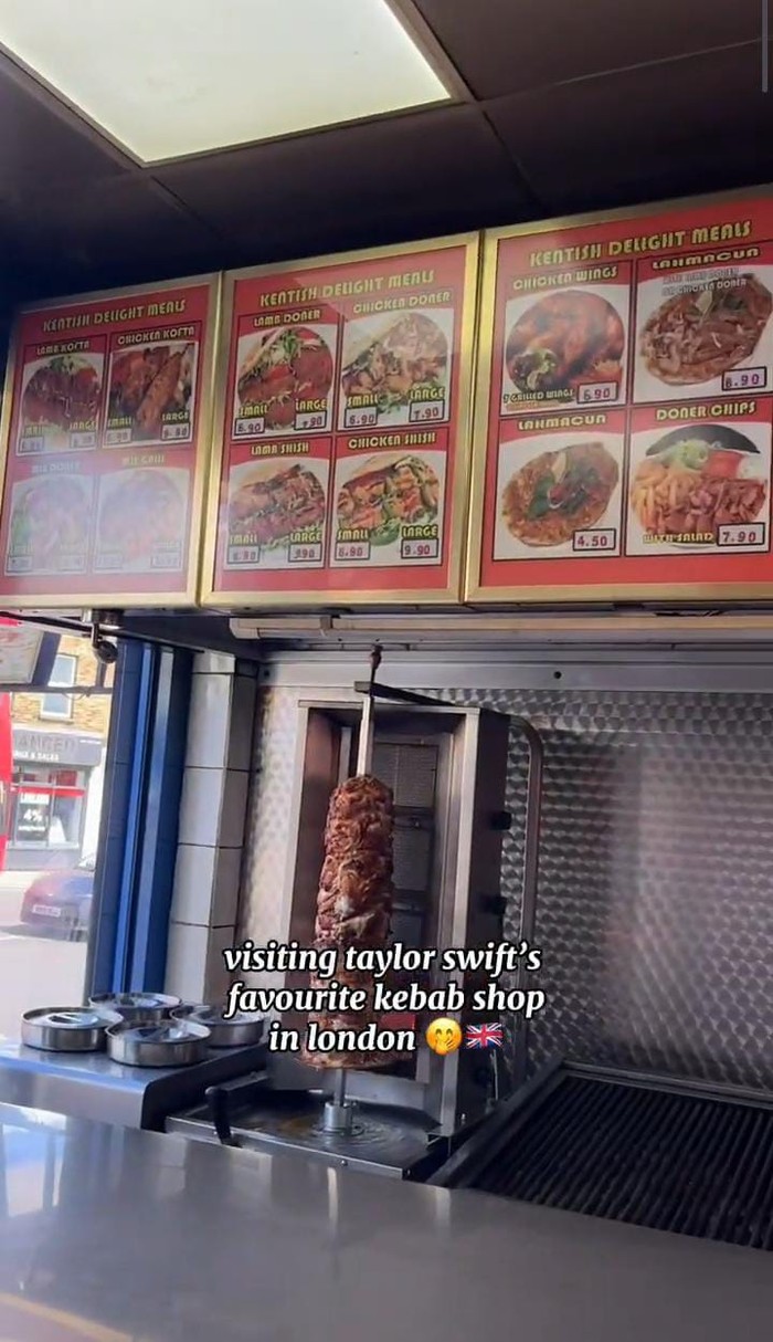 Toko Kebab Favorit Taylor Swift di London Jadi 'Wisata' Bagi Swiftie
