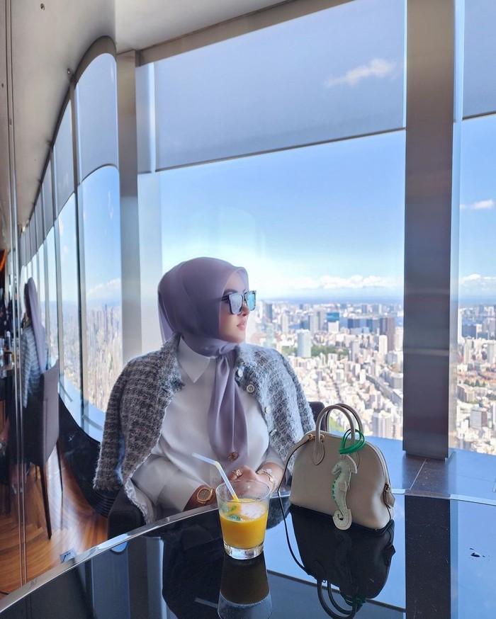 Kulineran Mewah Princess Syahrini Cicip Jamur Matsutake Rp 30 Juta