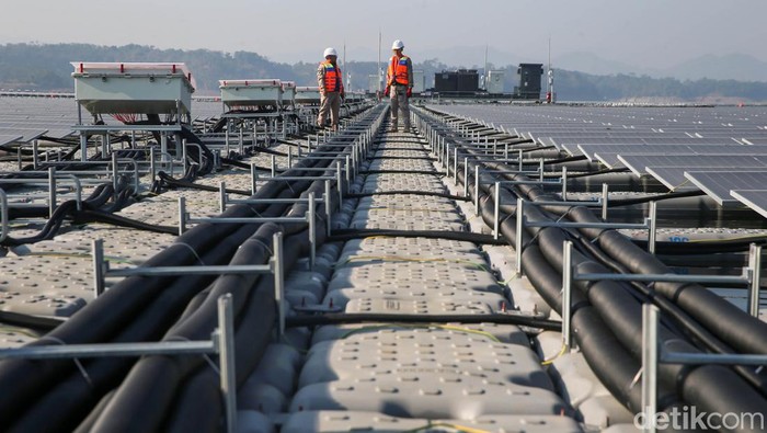 PLTS Terapung Cirata Mau Diuji Coba Sebelum Diresmikan Jokowi