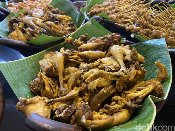 Resto Sunda 'Hidden Gem' di BSD dengan Pemandangan Danau