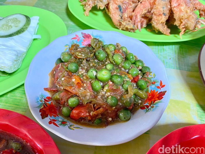 Nyak Kopsah Kembali Ceria, Sambut Pelanggan dan Sajikan Menu Baru
