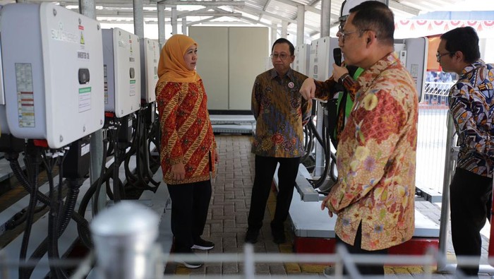 Jumbo! Ini Penampakan Pembangkit Listrik Atap Seluas 11,4 Ha