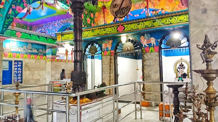 Melihat Keindahan Kuil Shri Mariamman di Medan