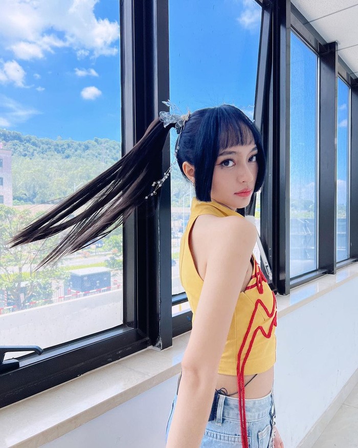 Pesona Indah Kusuma, Kontestan Indonesia Pertama di Ajang Pencarian ...