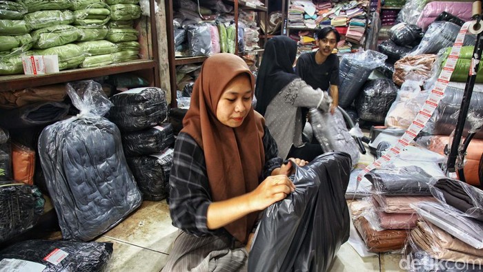 Potret Migrasi Pedagang Konvensional ke Pasar Online