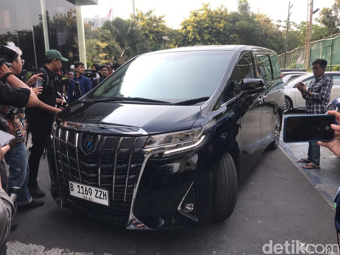 Eks Mentan SYL Disebut Nyicil Alphard dari Hasil Korupsi, Berapa Sih ... Eks Mentan SYL Disebut Nyicil Alphard dari Hasil Korupsi, Berapa Sih ...