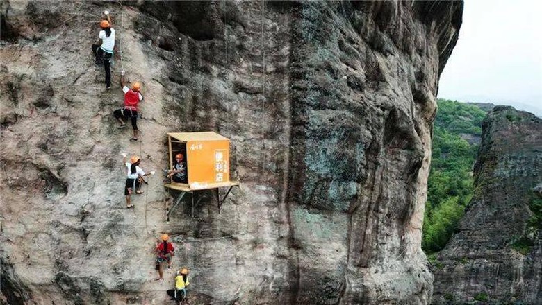 Definisi Mau Belanja tapi Bertaruh Nyawa, Cuma Ada di China